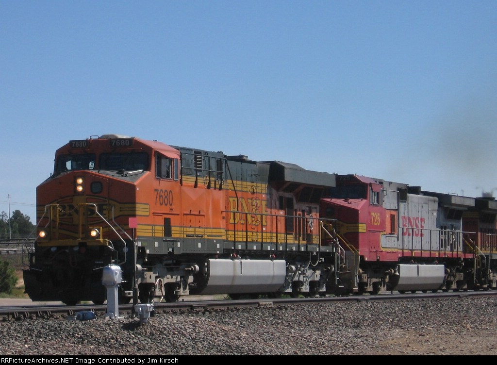 BNSF 7680